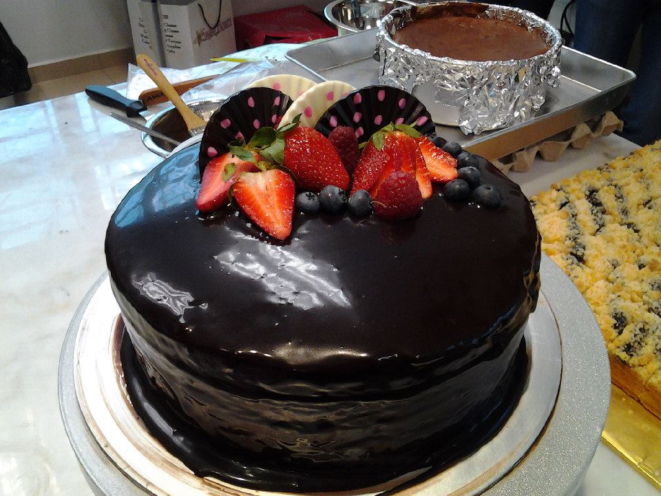 ANIE DELIGHT HOME MADE CAKE & CHOCOLATE: KELAS KEK 2012 - Bersama Chef Dean