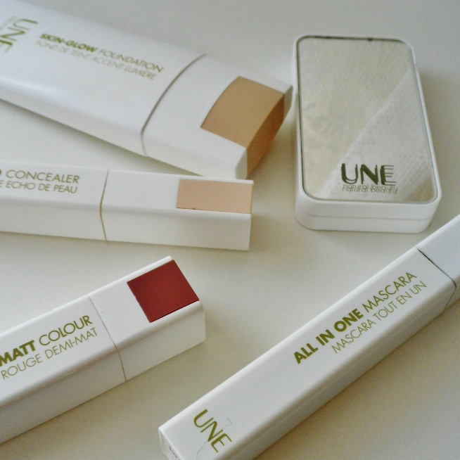 Ma Belle Amie: Une Natural Beauty Overview & Mini Products Reviews