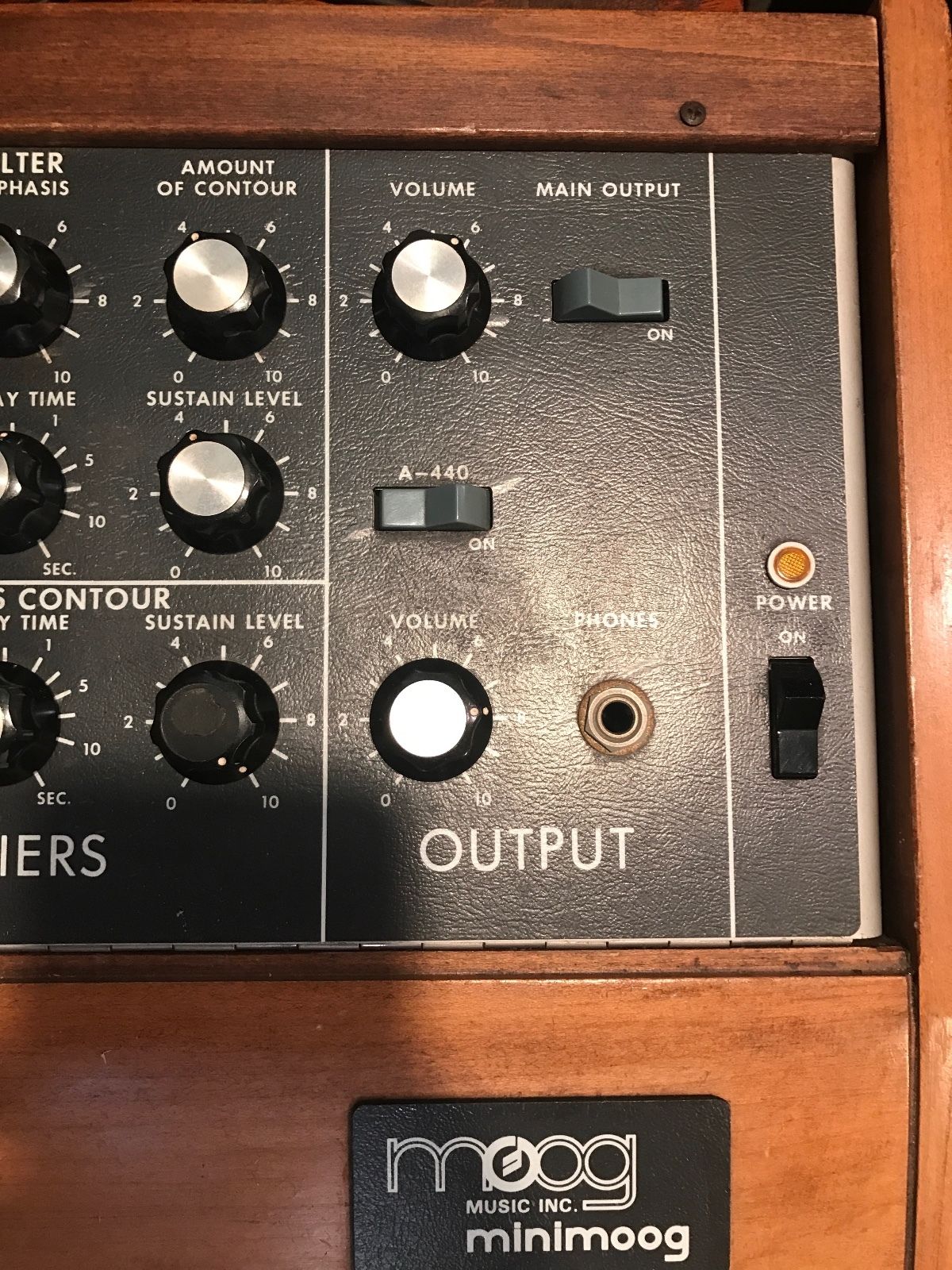 MATRIXSYNTH: Steve Wonder's 1973 Vintage Moog Minimoog D w/ Midi For Sale