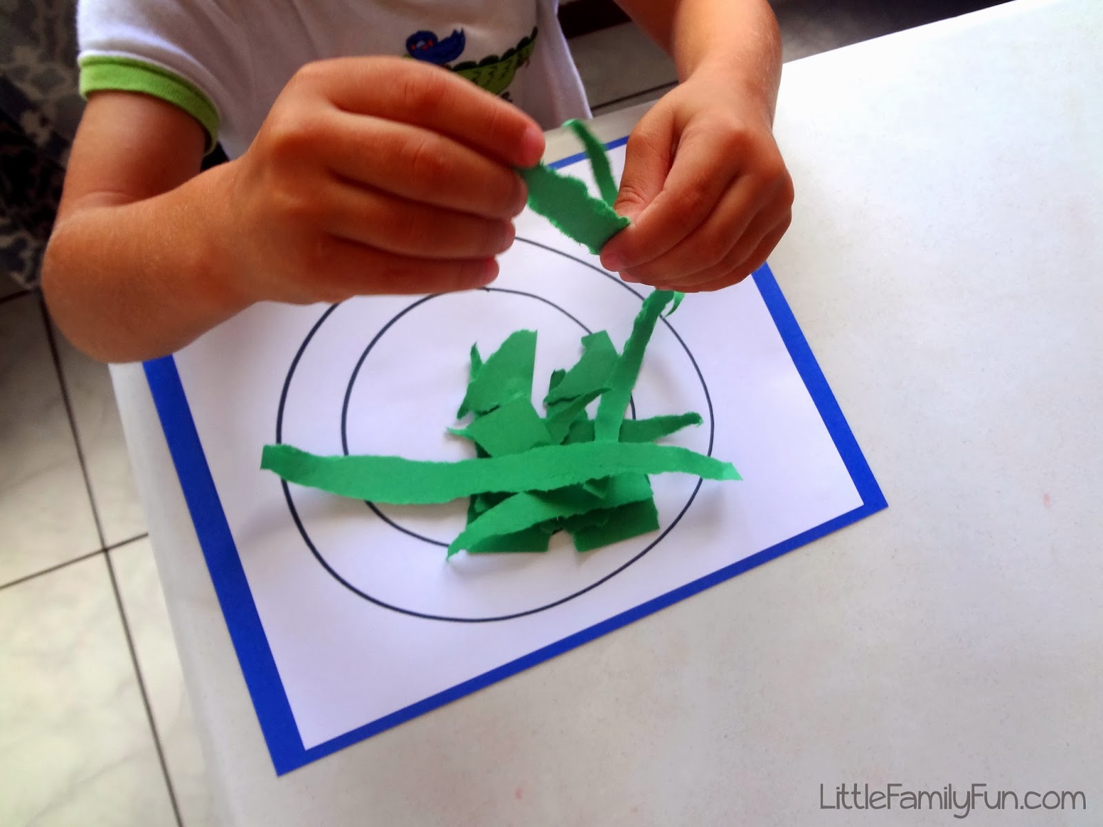 Little Family Fun: Green Salad Craft
