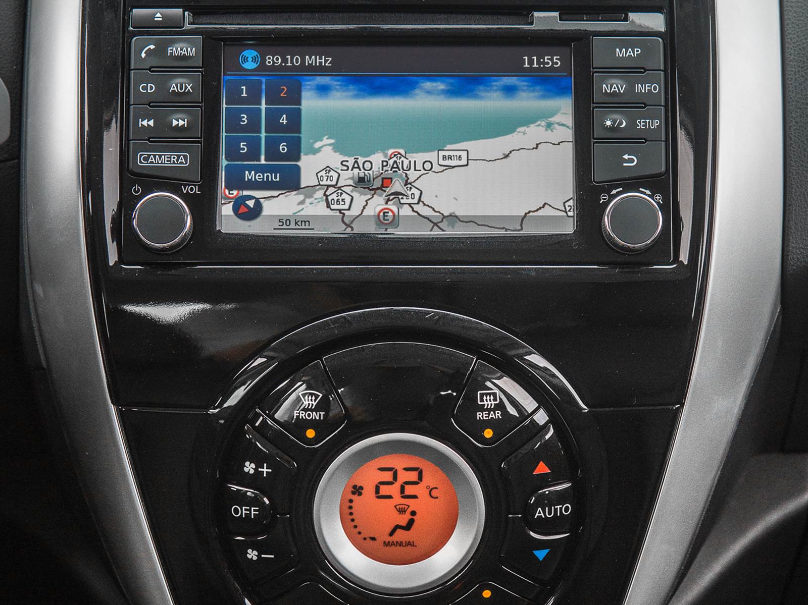 Nissan Versa 2016: preços, fotos, consumo e ficha técnica