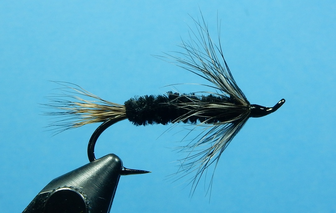 Flytying: New and Old: Spade