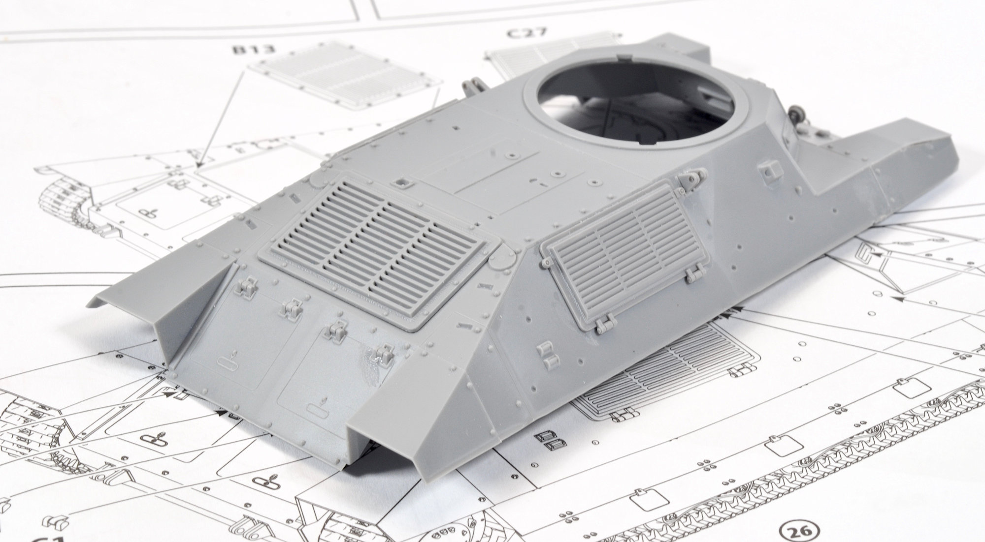 The Modelling News: Build review Pt. I: 1/35th scale FCM 36 with figure ...