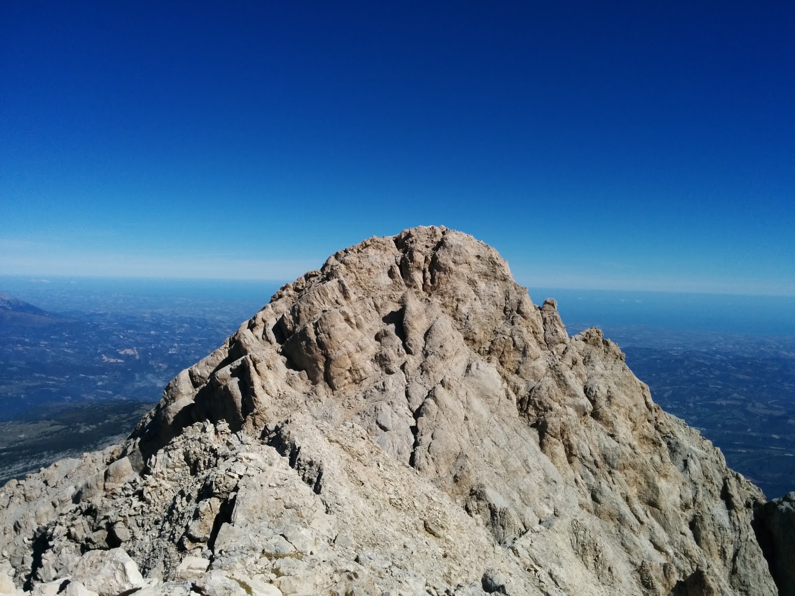 Avventure di Montagna e...: Vetta Centrale del Corno Grande del Gran Sasso