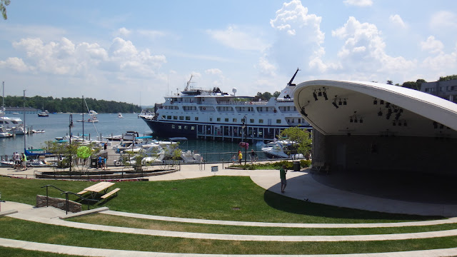 Life at the Blue Rock Ranch: Cruising Lake Michigan
