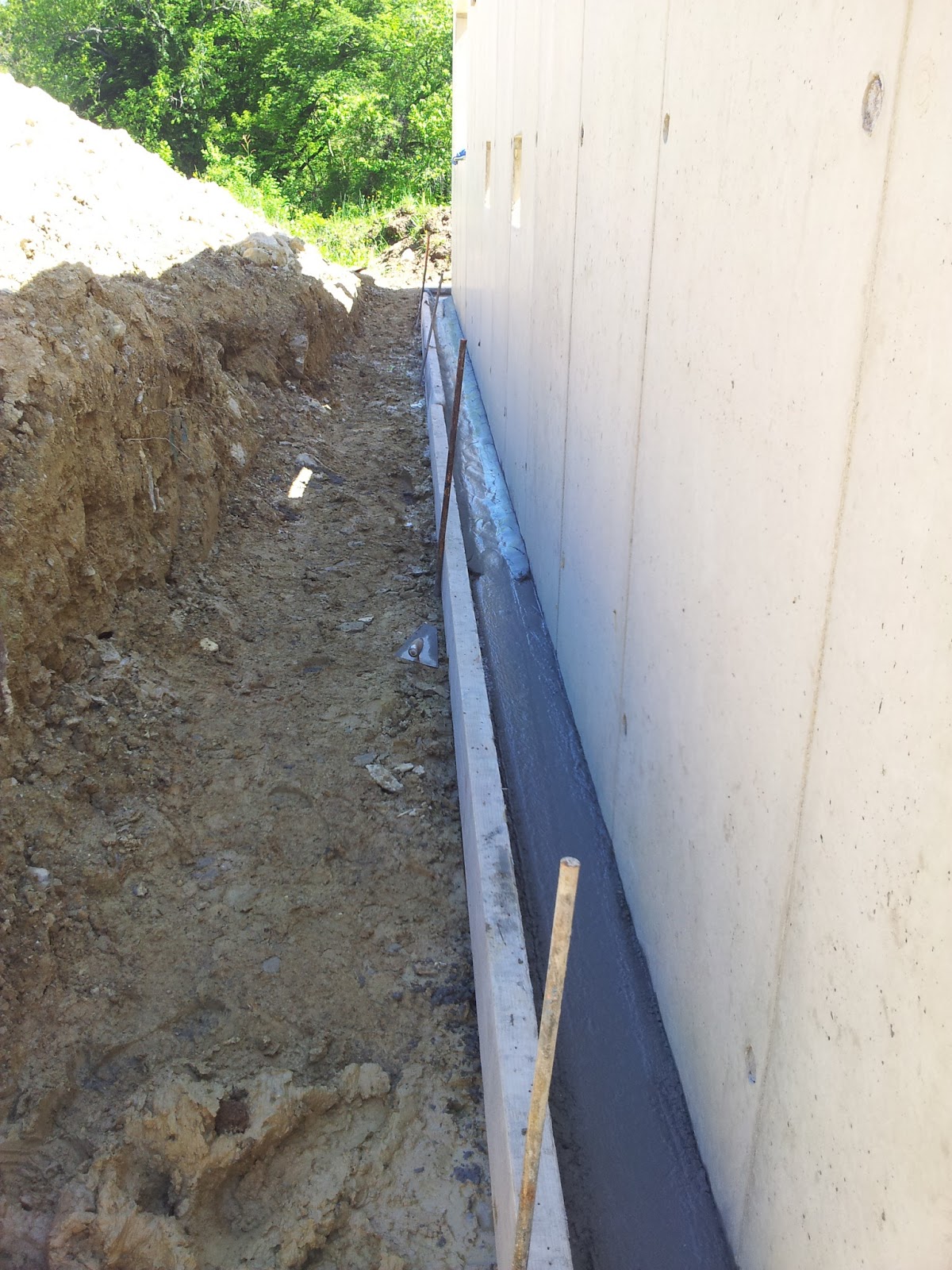 La Ruche: Cunette, drain et étanchéité