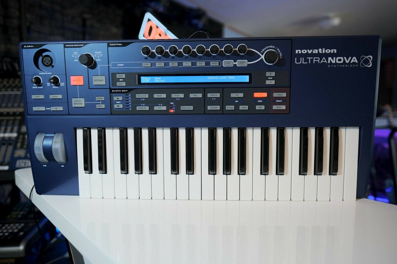 MATRIXSYNTH: Novation Ultranova Keyboard Synthesizer w/ Novatronix Soundset