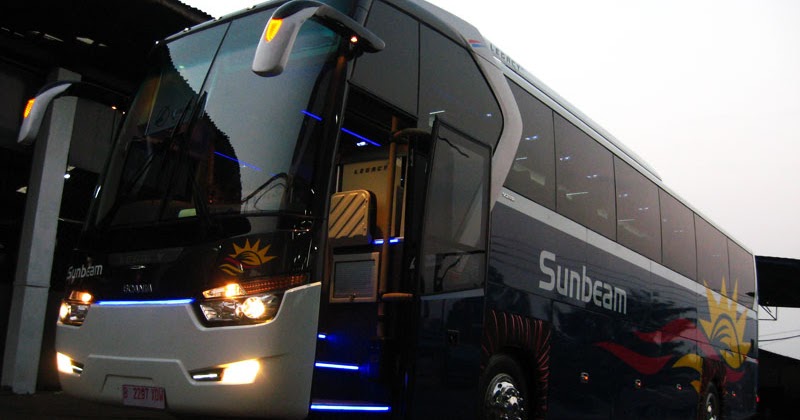 LEGACY SKY SR-1 SHD ~ WORLD BUSES