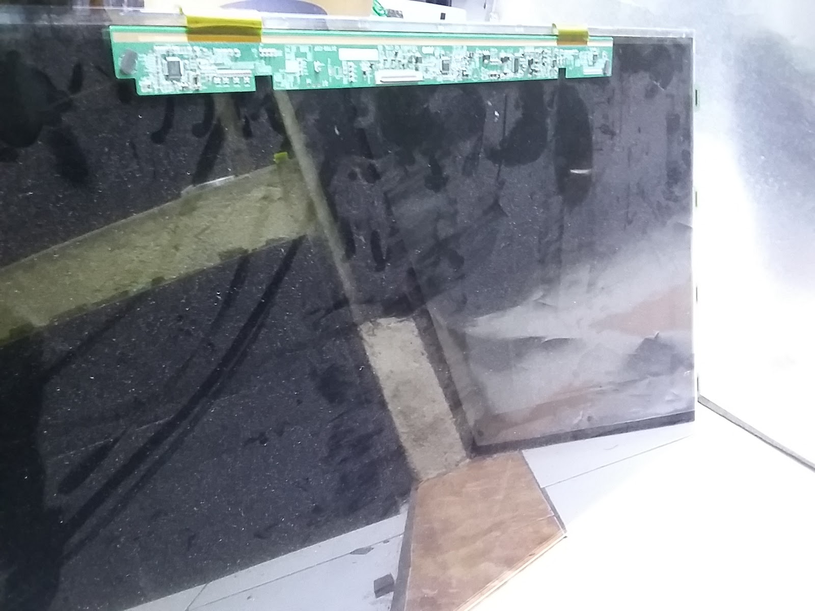 Ganti panel LCD,LED tv