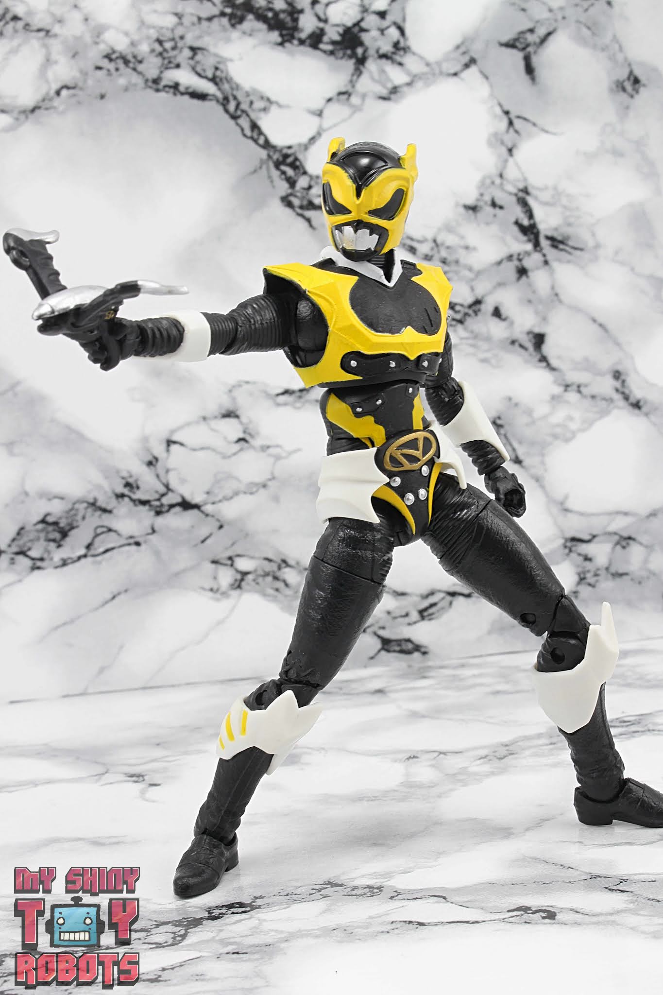 My Shiny Toy Robots: Toybox REVIEW: Power Rangers Lightning Collection ...