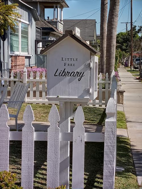 The GoFather Of Math: 24/7 Picket Fence Library ... In Profile