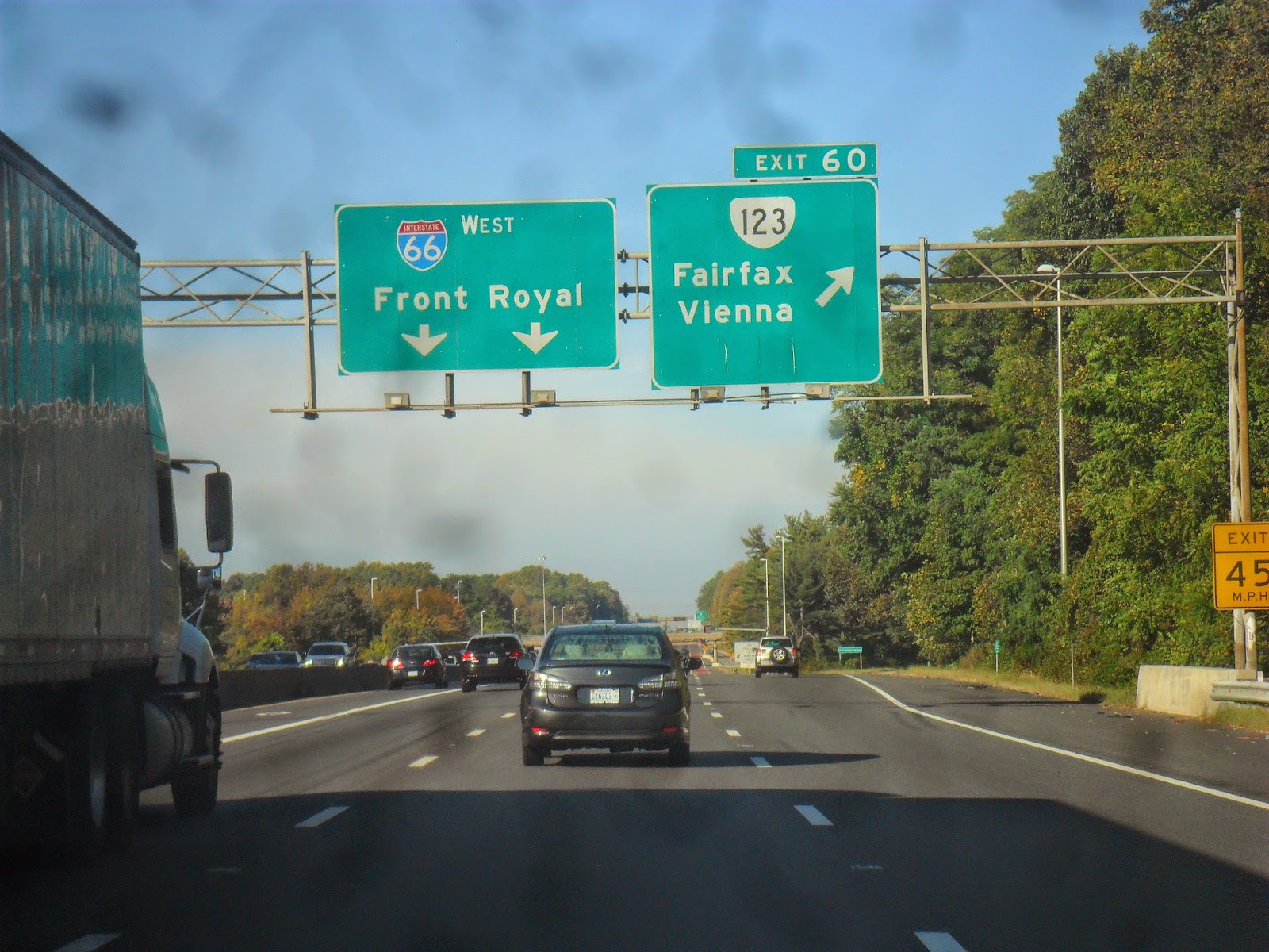 Luke's Signs: Interstate 66 & Route 123 - Fairfax County, VA (Fairfax)