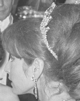 Tiara Mania: Princess Ashraf of Iran's Diamond Necklace Tiara
