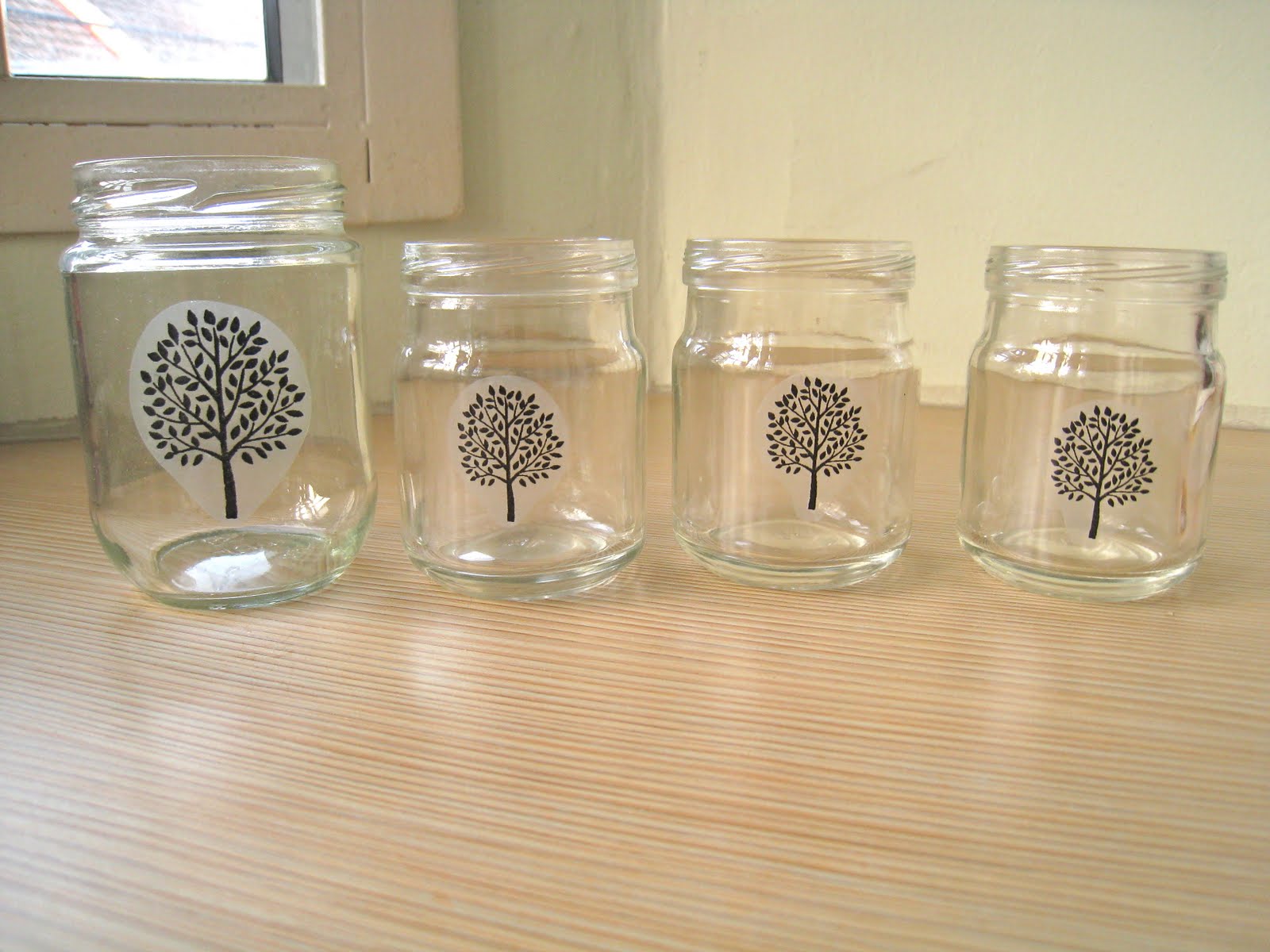 Ally's In Wonderland: Craft Geek DIY: How to Print on Glass Jars