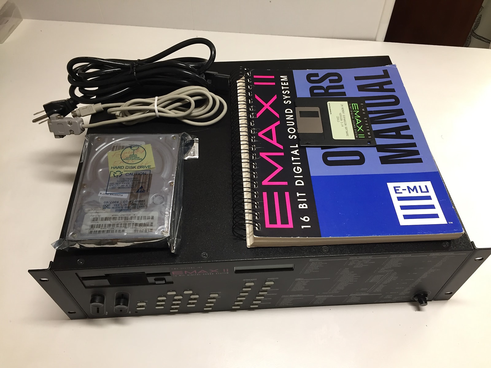 MATRIXSYNTH: E-MU Systems Emax II 'Turbo' w/8Mb RAM and SCSI Drive SN ...