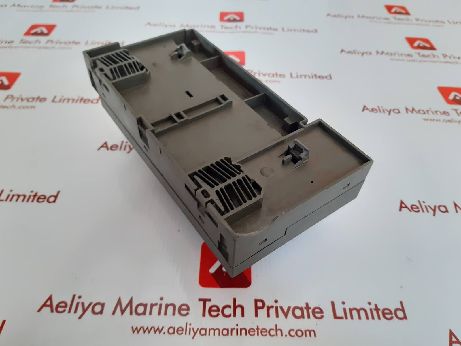 SIEMENS ET 200L I / O MODULE - Aeliya Marine