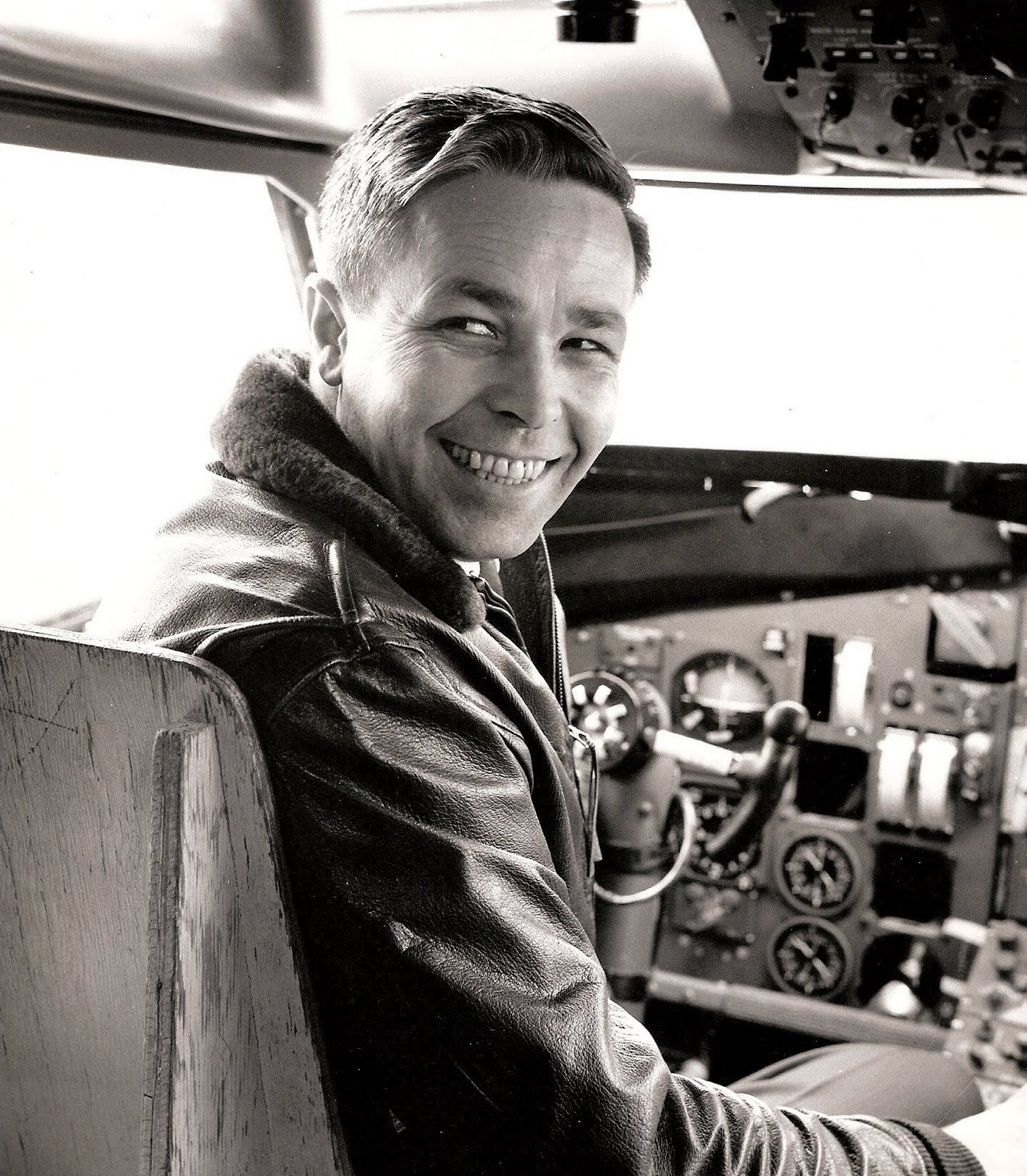 Test & Research Pilots, Flight Test Engineers: S.L 'Lew' Wallick 1924-2009