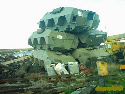 desguacemilitar/militaryscrap: Vehículos blindados medios y pesados ...