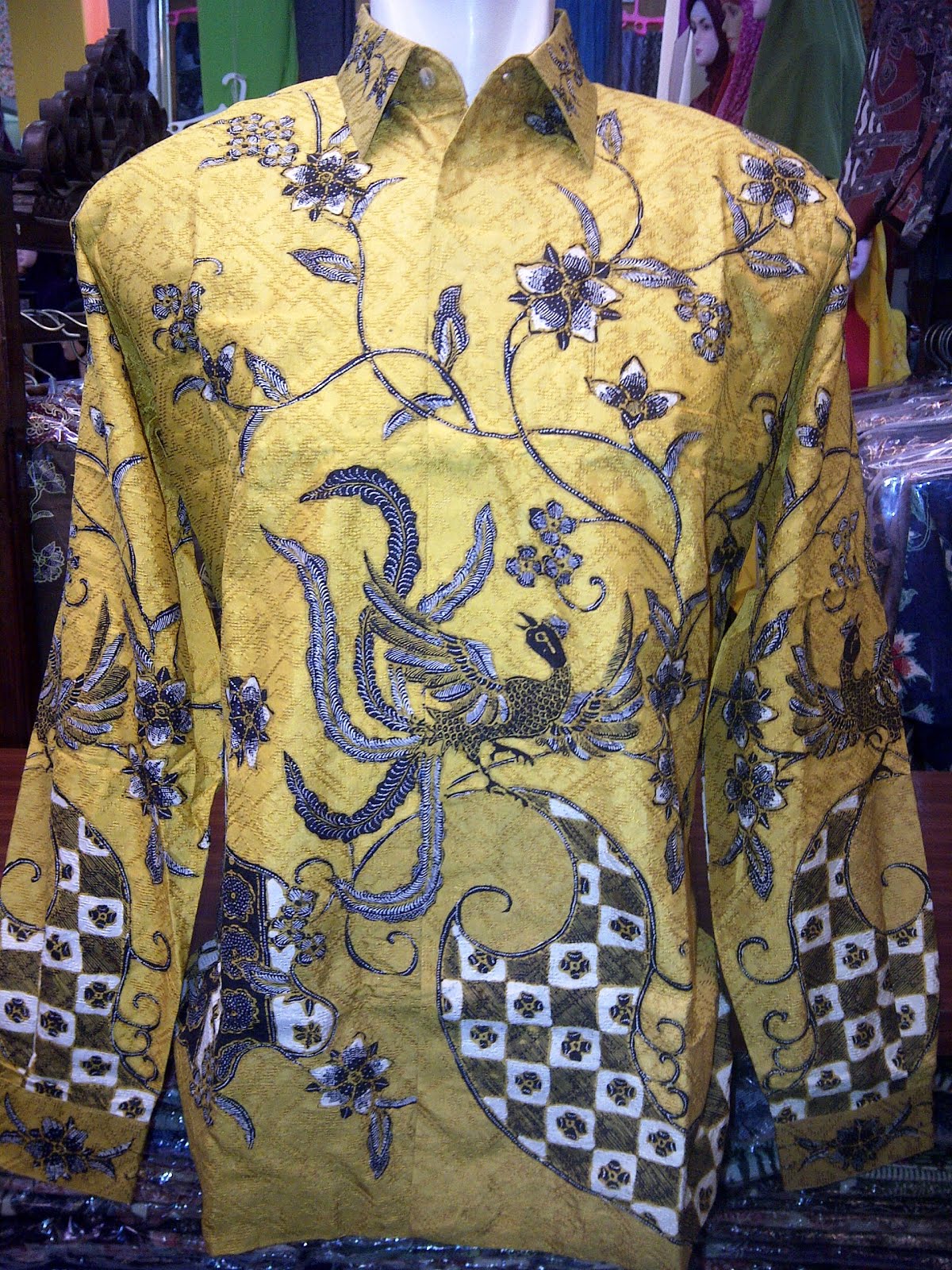 Batik Putra Fakhrudin: Kemeja Batik Tulis Sutera ATBM Baron