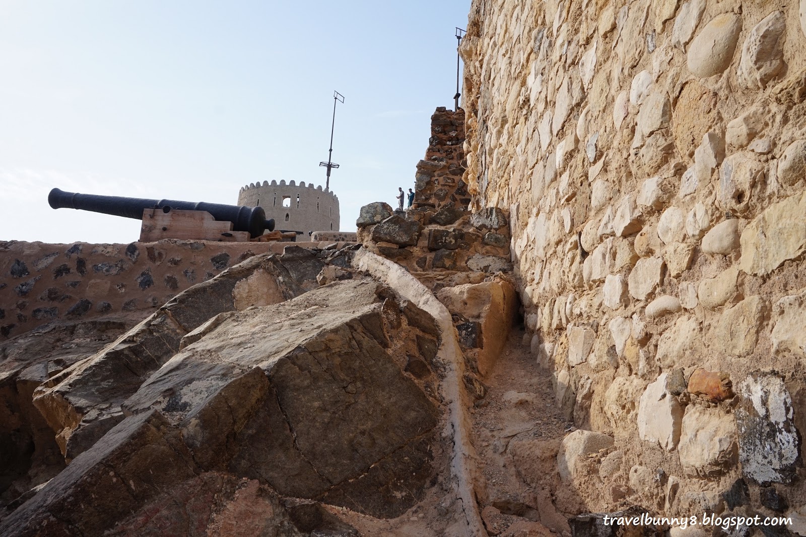 [OMAN] Muscat - Muttrah Souq, Fort and Corniche | Travel Bunny