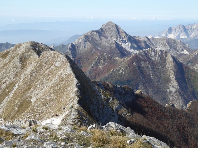 Escursione sul Monte Corchia da Passo di Croce | Girovagando con ...