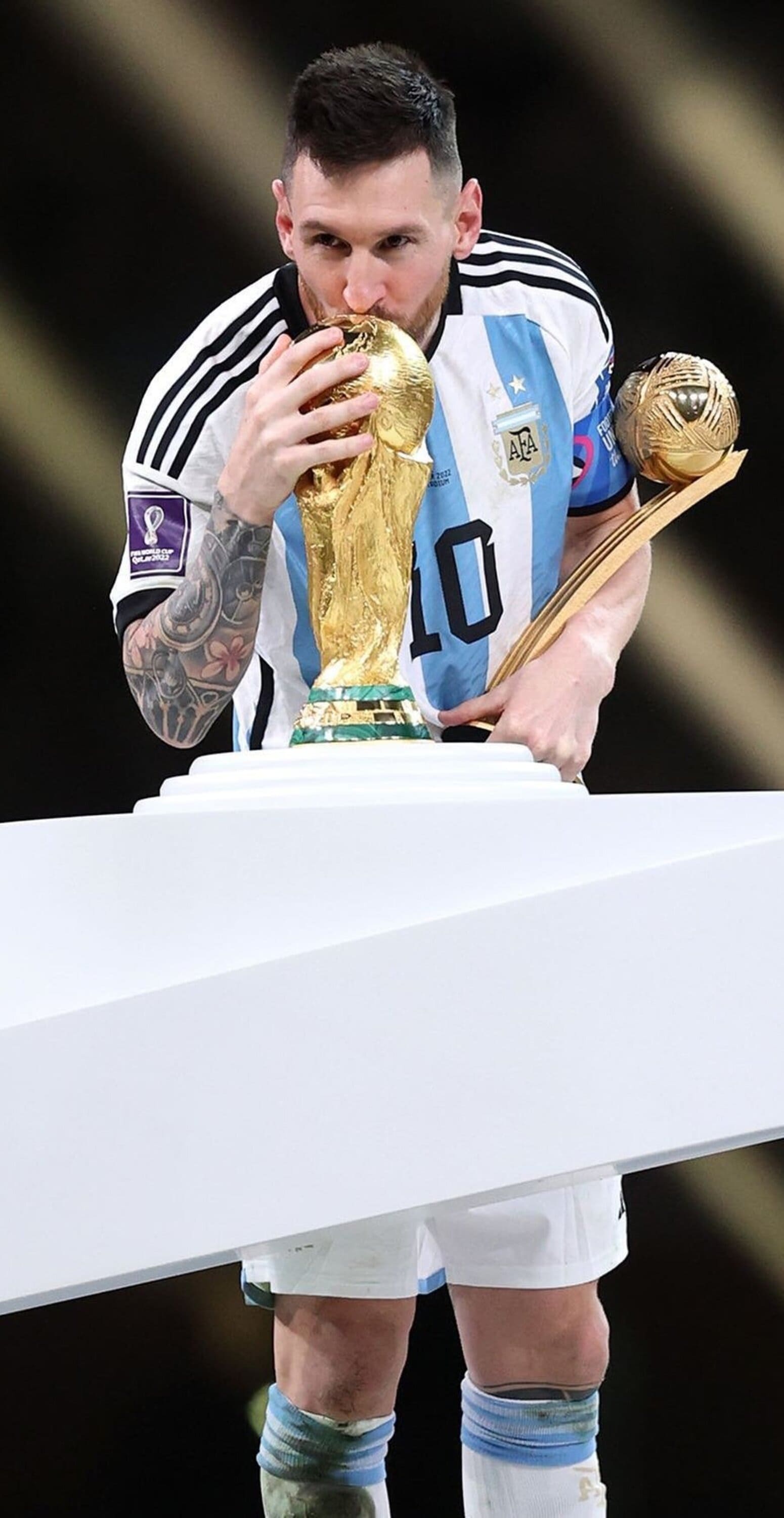 تحميل اضخم مجموعة خلفيات ميسي مع كأس العالم 2024 بدقة عالية Hd و 4k