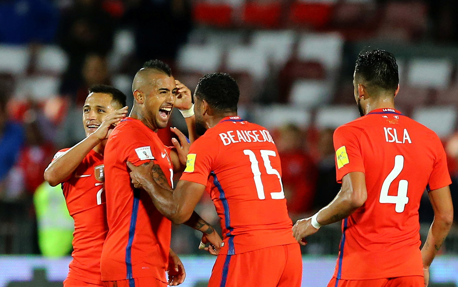 Partidos de la Roja: [11/10/2016] Chile-Perú | 2:1