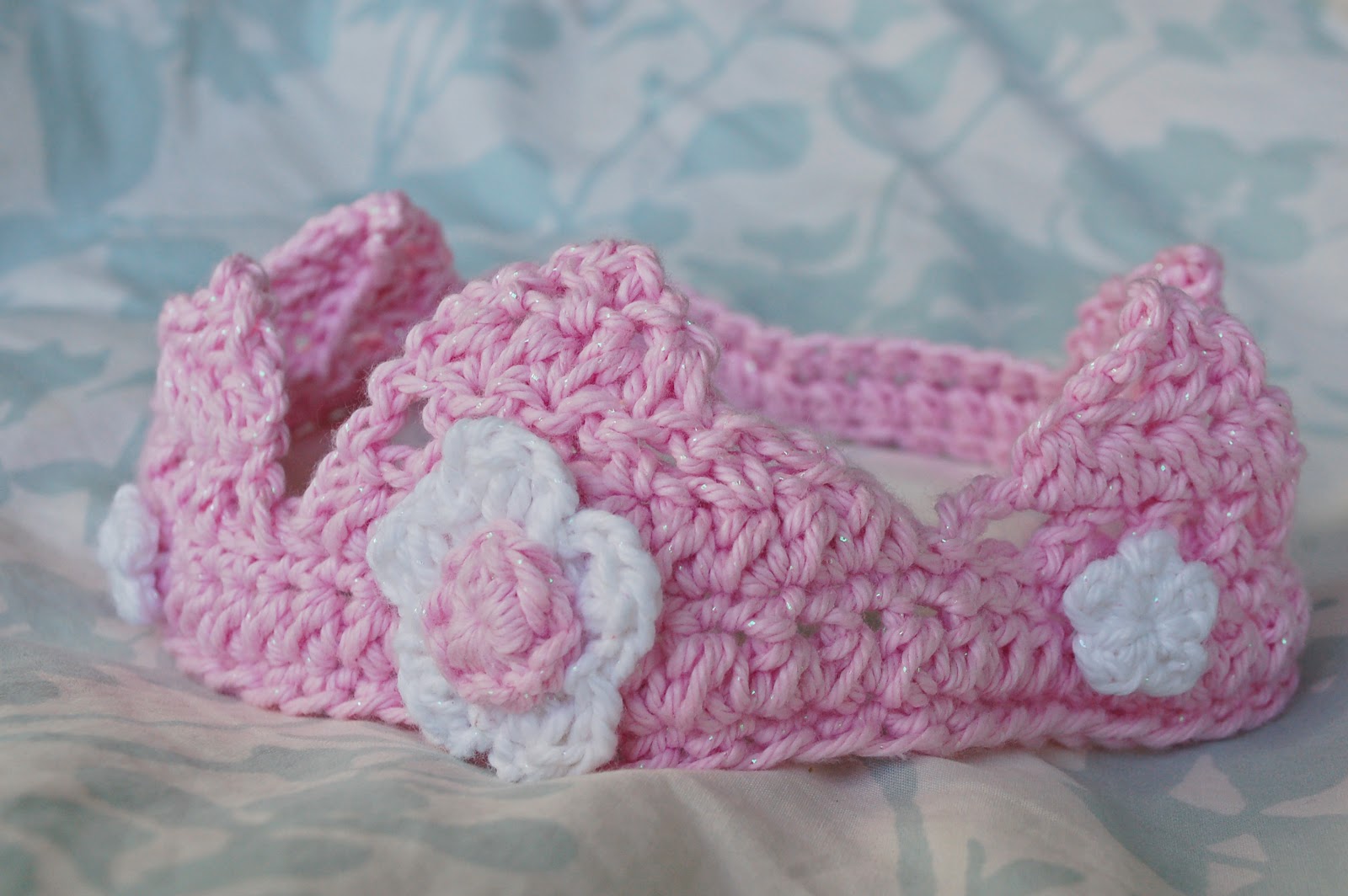 Alli Crafts: Free Pattern: Princess Tiara - Toddler/Youth