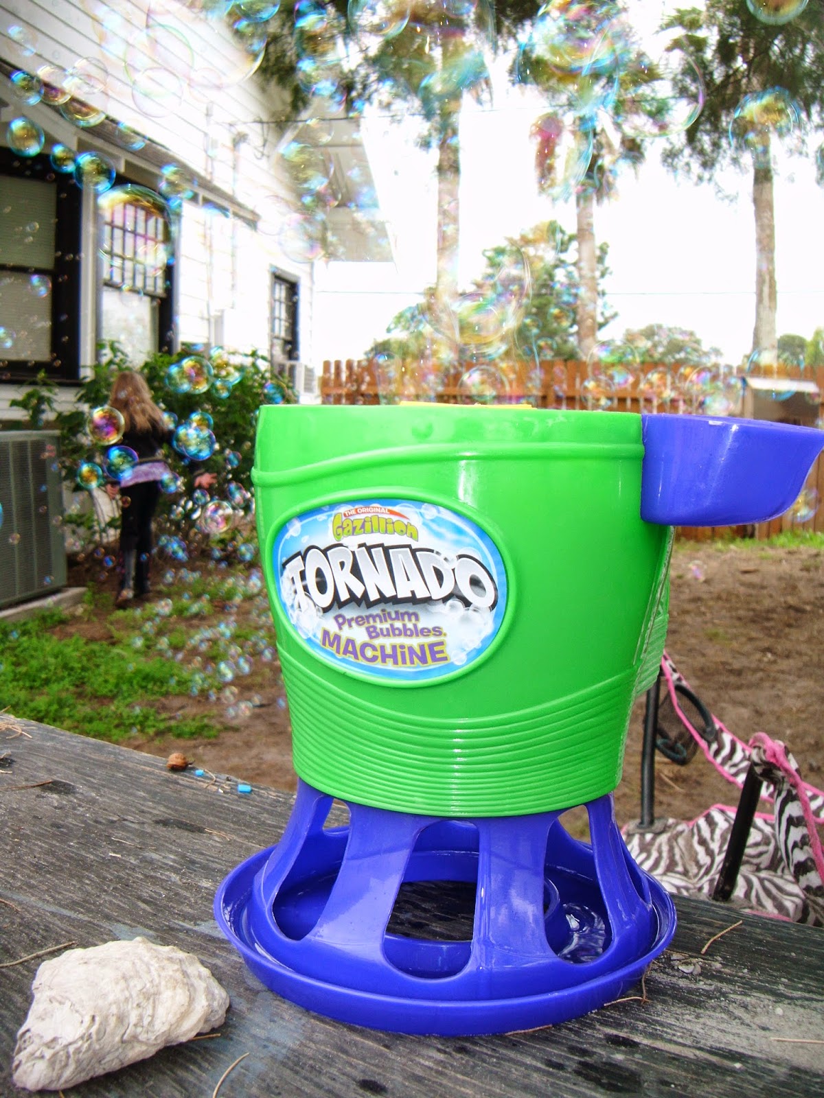 The ABCD Diaries: Celebrate National Bubble Week with Gazillion Bubbles!