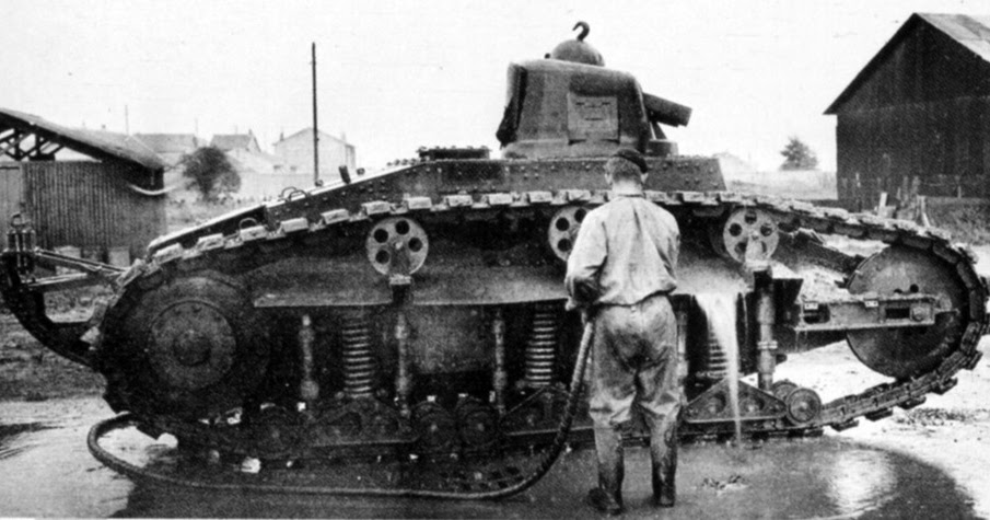 Tank Archives: Renault D1: FT on Steroids