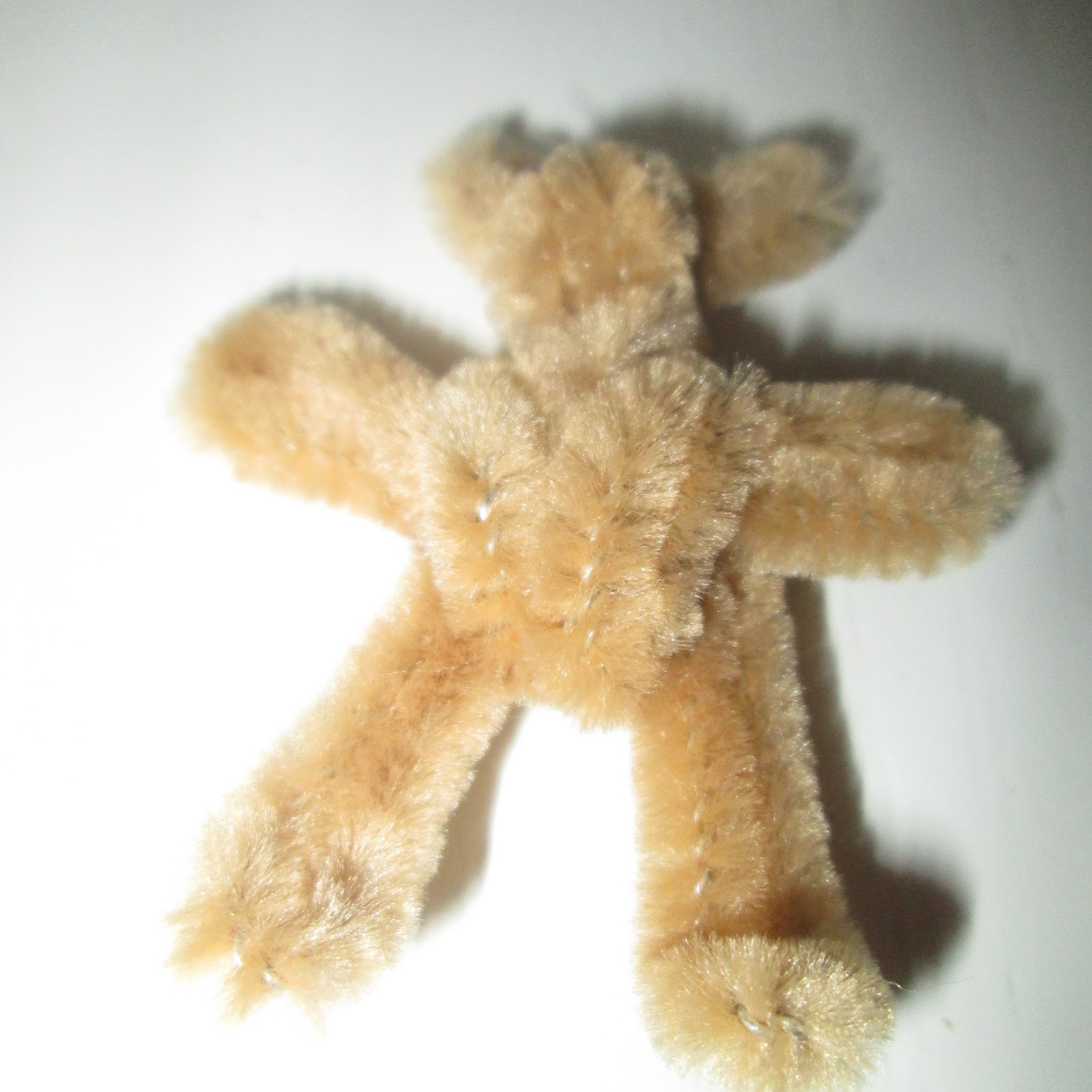 roommom27: Pipe Cleaner Teddy Bears for Meals on Wheels