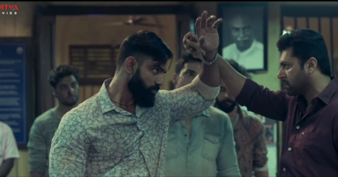 Vardi Ka Dum Best Hindi Scene