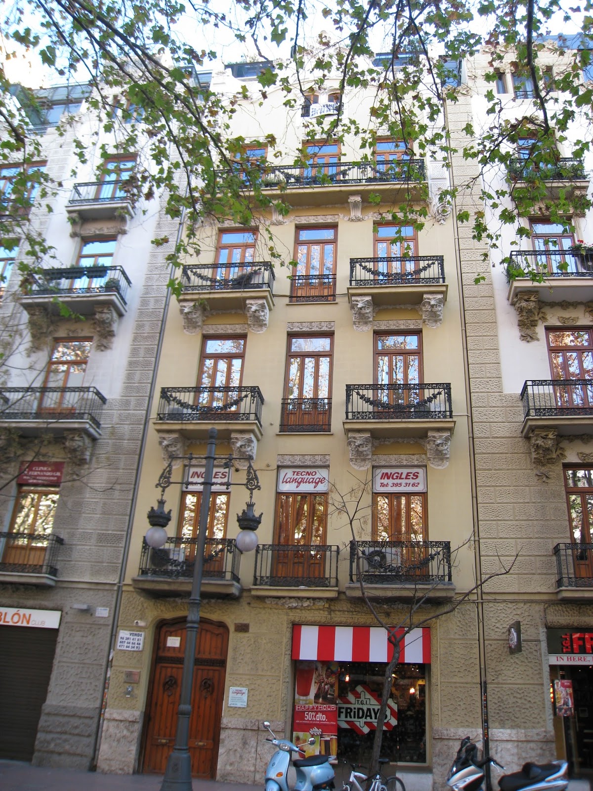 ARQUITECTURA MODERNISTA A VALÈNCIA: Casa Pons (casa de les orenetes)