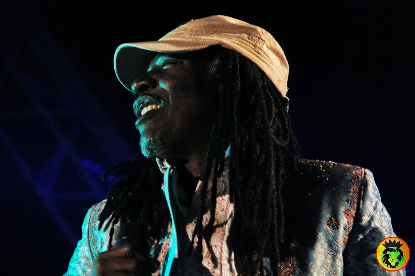 Reggaediscography: ALPHA BLONDY - DISCOGRAPHY: (Reggae Singer)