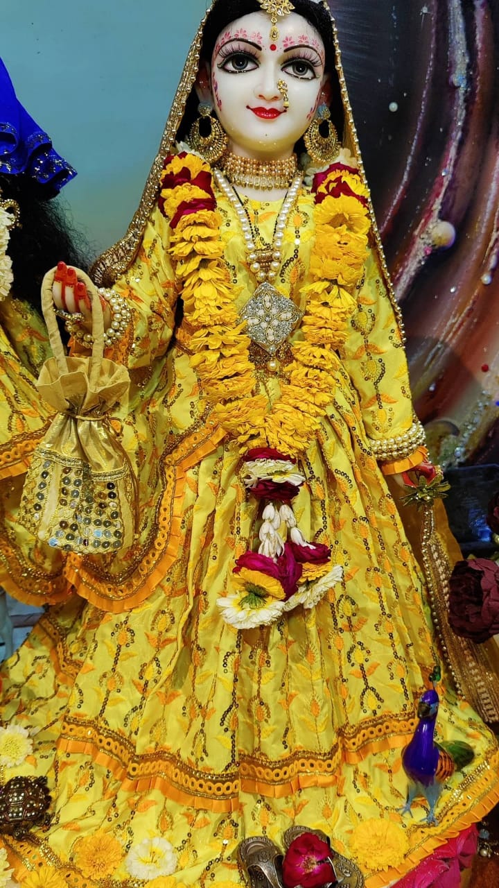 राधा रानी के 32 नाम