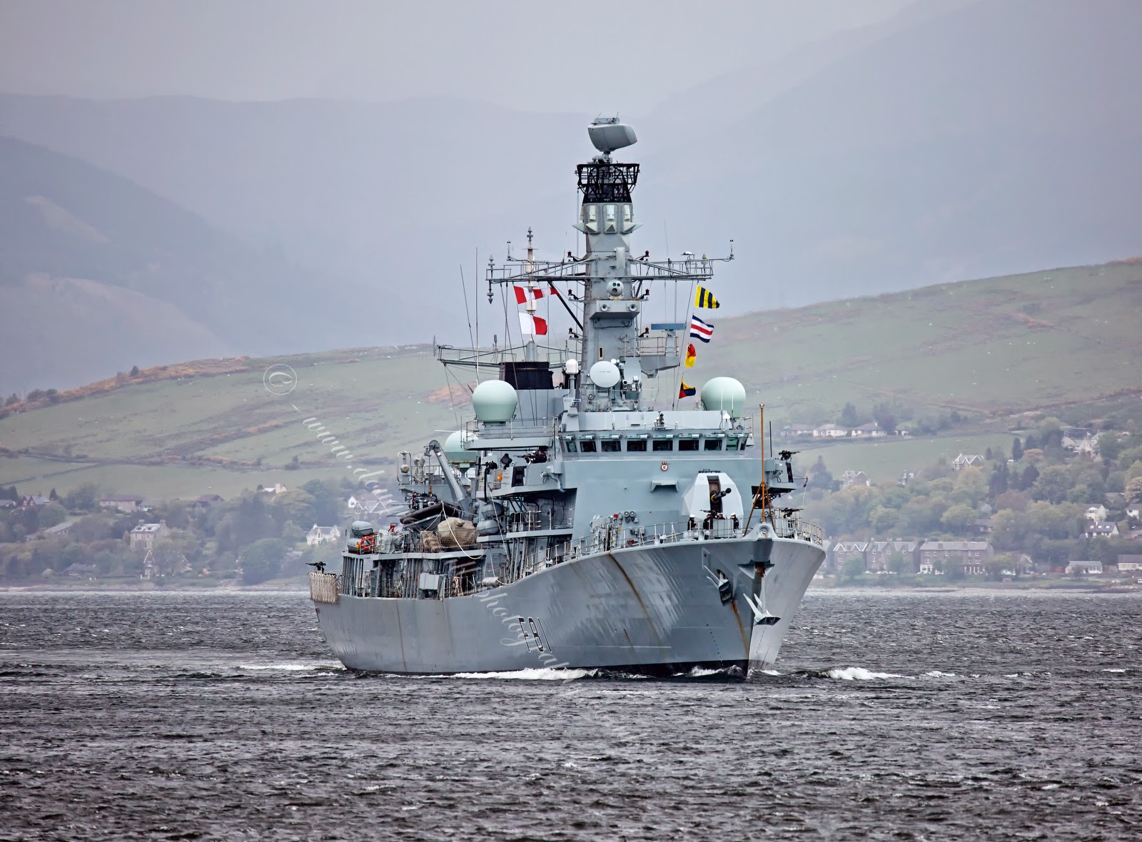 Dougie Coull Photography: HMS Sutherland bound for Glasgow
