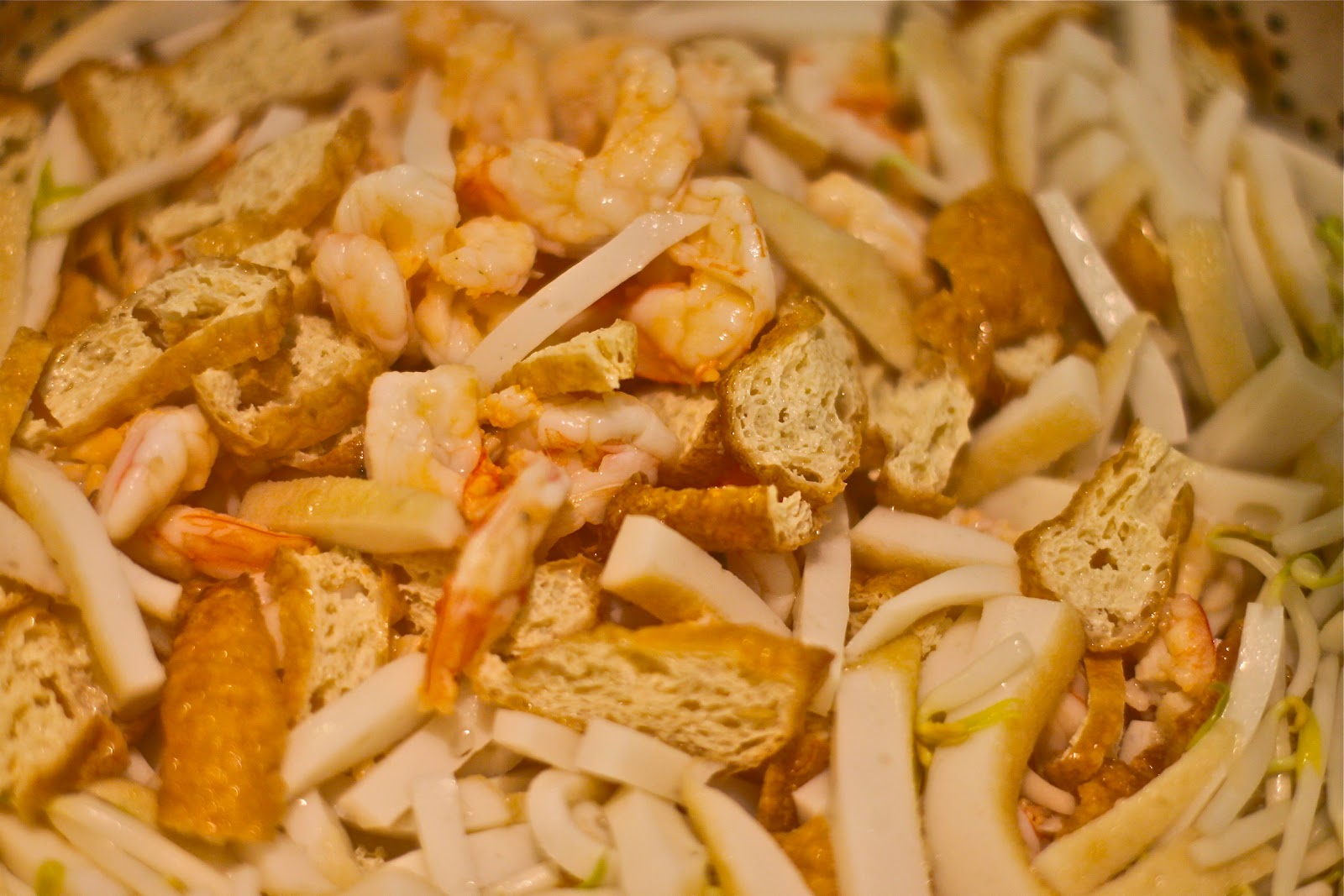 Extra Virgin Chef: Dry Laksa (Spicy Rice Noodles)