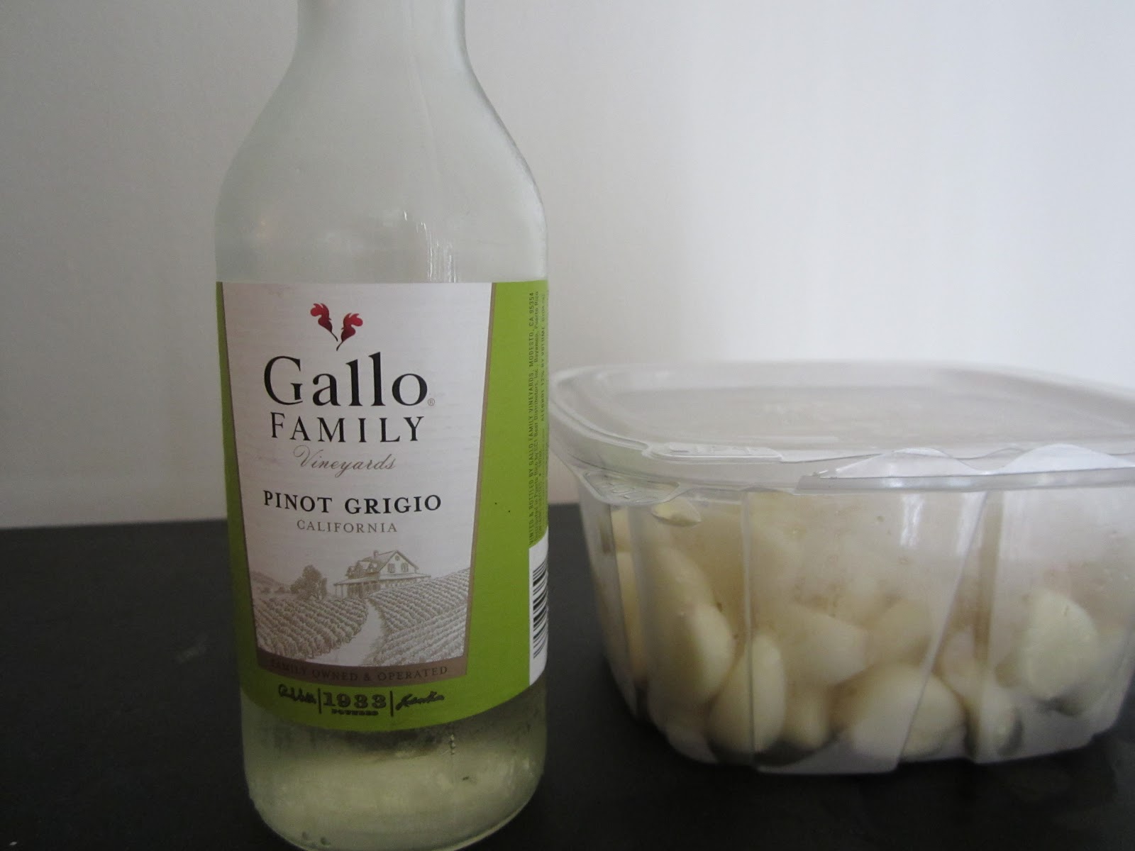 Inato lang Filipino Cuisine and More: CHICKEN WITH FORTY CLOVES OF GARLIC