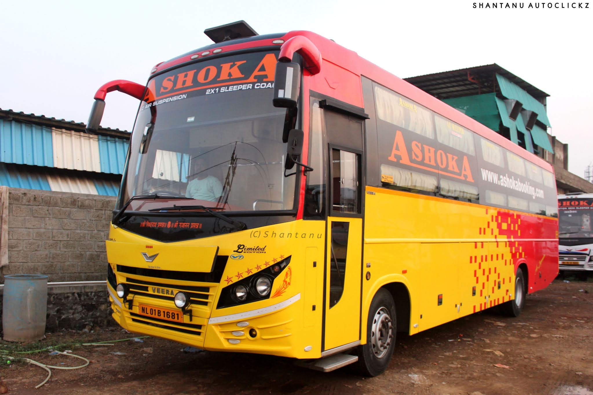 Shantanu Autoclickz: Ashoka Travels Veera V7 2+1 AC Sleeper ...