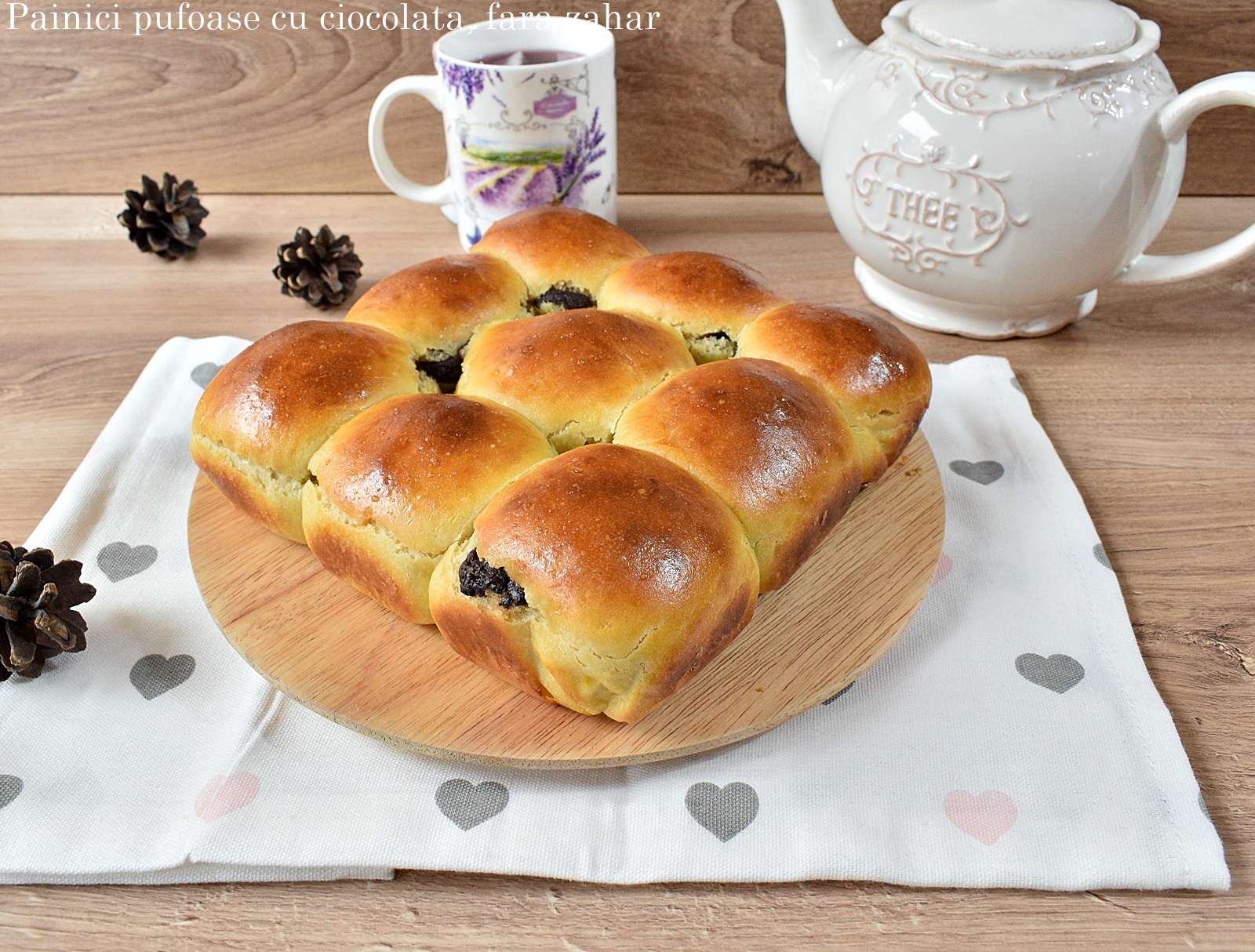 Rocsy in bucatarie: Painici pufoase cu ciocolata, fara zahar