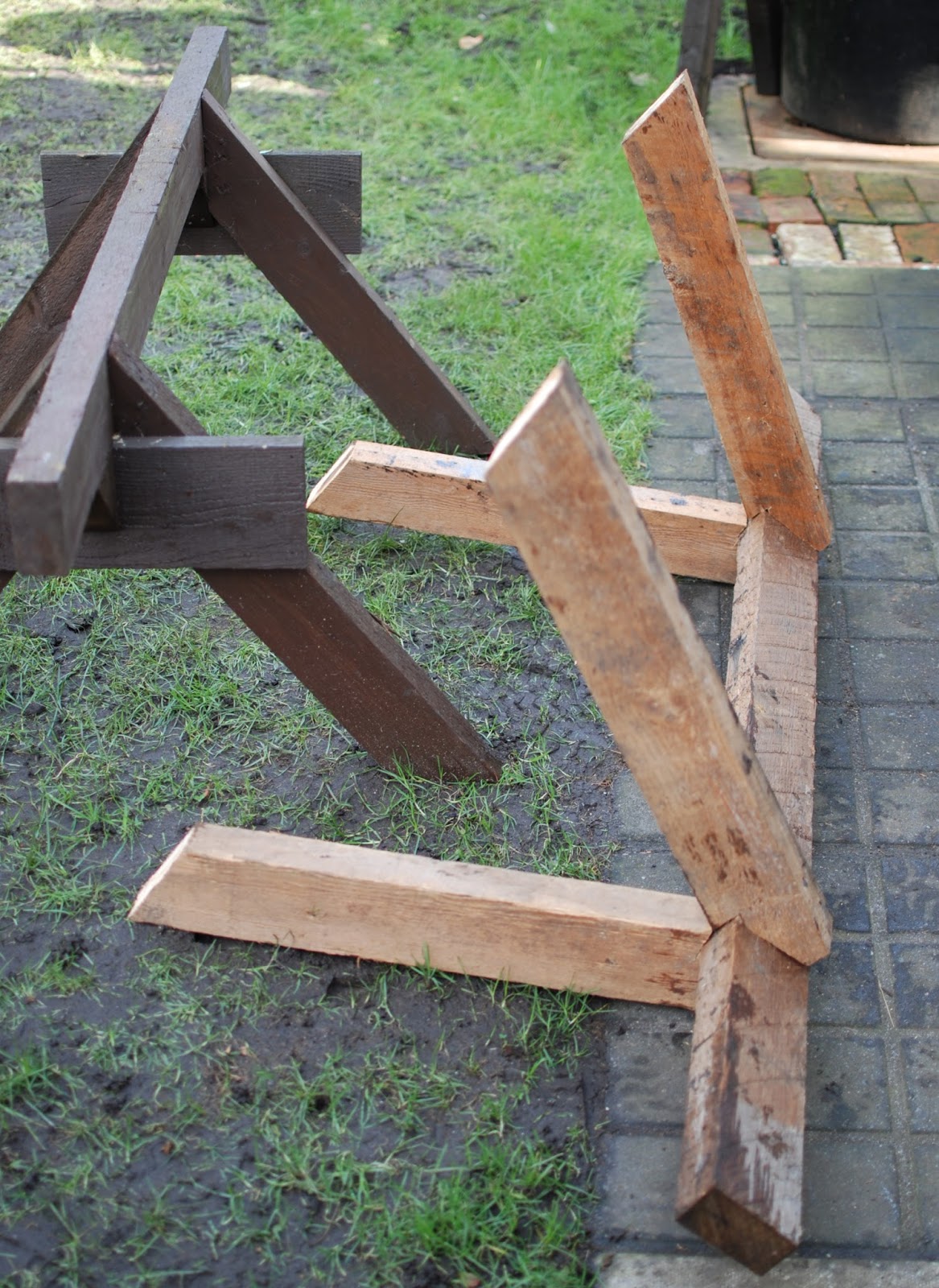 Justin's Classic Mini Project: Making the trestles to support the Mini