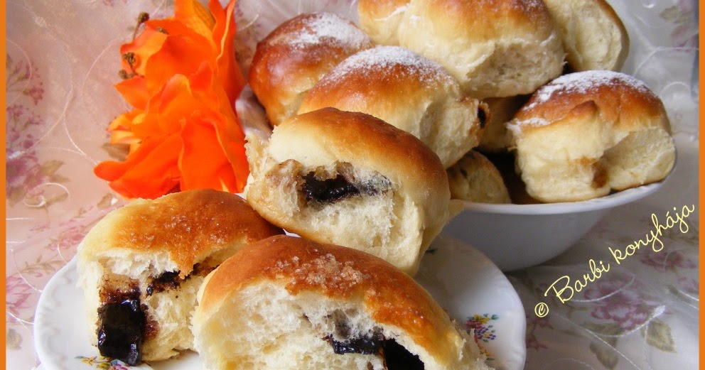 Barbi konyhája: Csokis lekváros bukta-labda