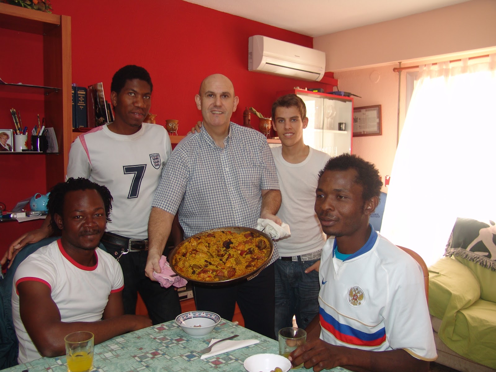 el macarrón solidario: 9 Preguntas para George Sinclair Mbah