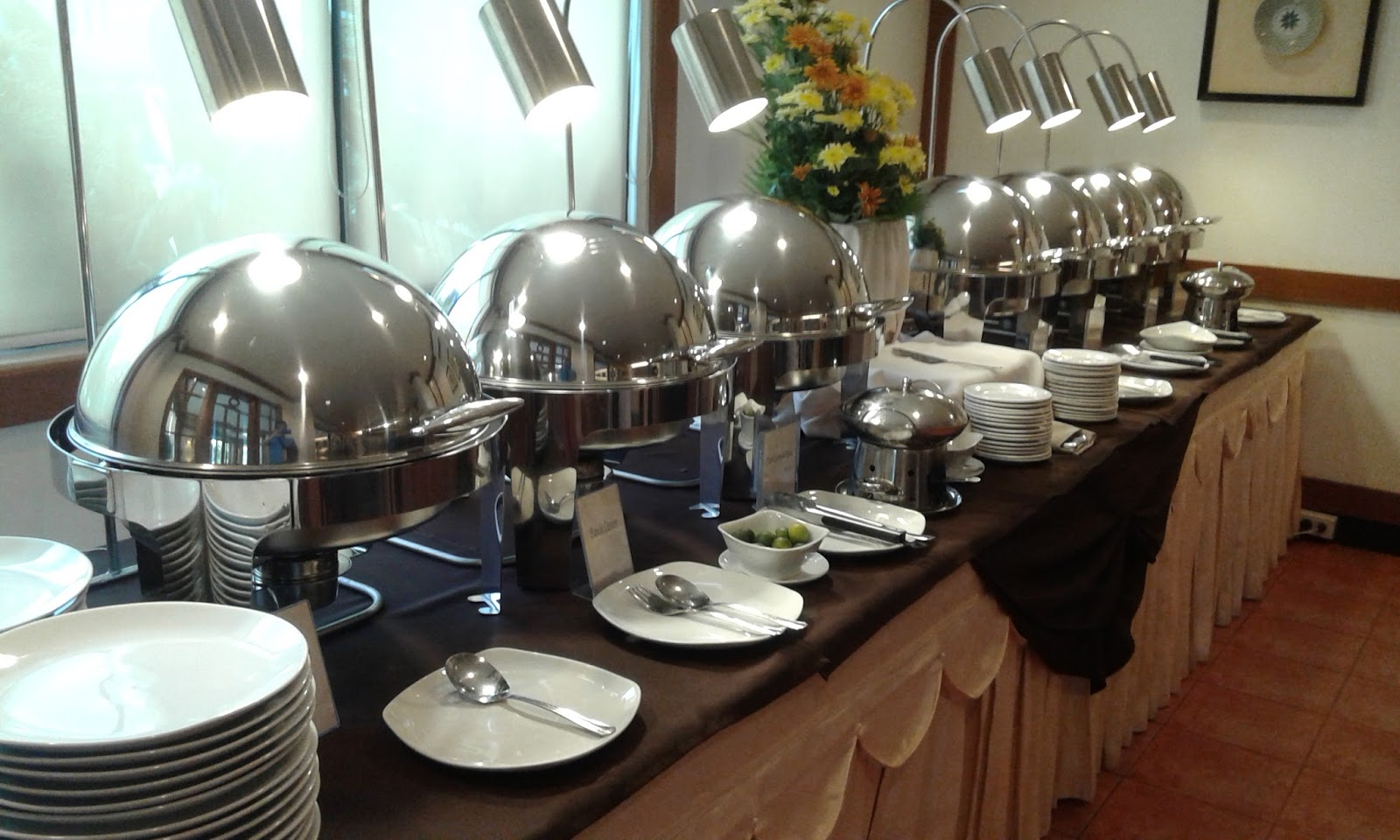 Fried Chicken for the Soul.: Alex III: Lunch Party at the Fairview Branch!