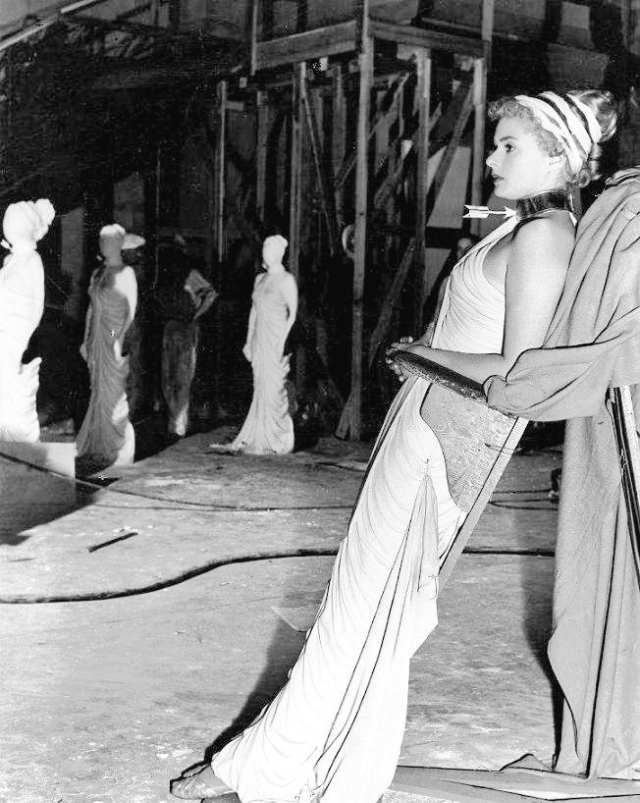 Ingrid Bergman Wearing Arrow Love Collar in the Deleted Dream Sequence ...