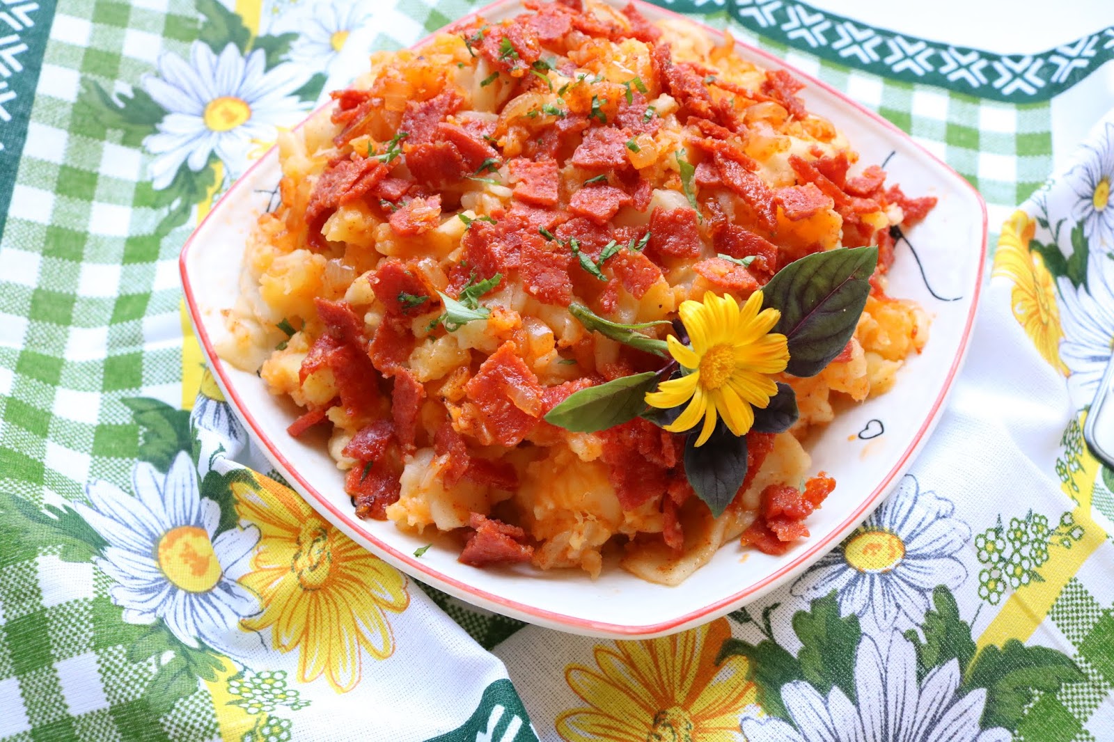 Bakina kuhinja- nasuvo sa krompirom na bakin način fantazija ukusa ...