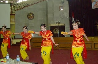 Kebudayaan dan Kesenian Indonesia: KESENIAN dan KEBUDAYAAN MASYARAKAT JAMBI