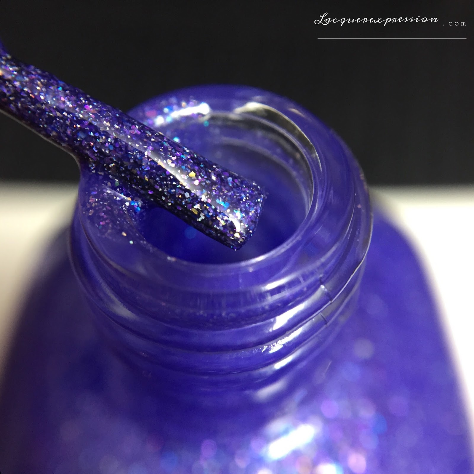 Mainstream Swatch and Review - Enchanted Collection by Zoya - LacquerExpression