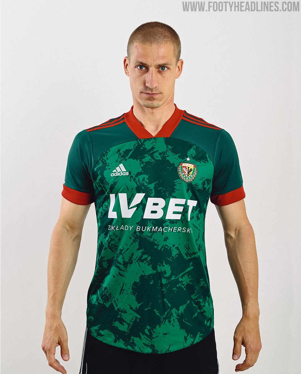 Slask Wroclaw 21-22 Home Kit Released - Footy Headlines