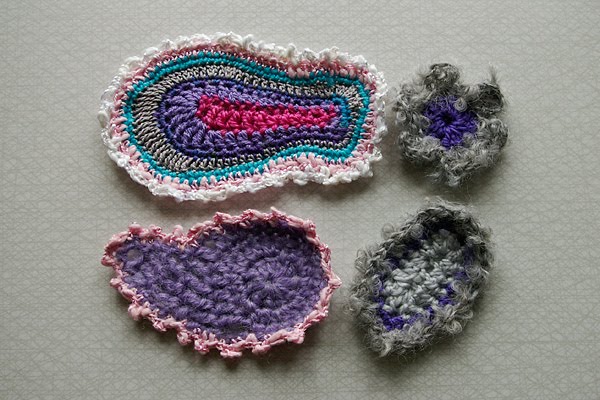 Monicas virkade värld: Fri virkning/Freeform crochet